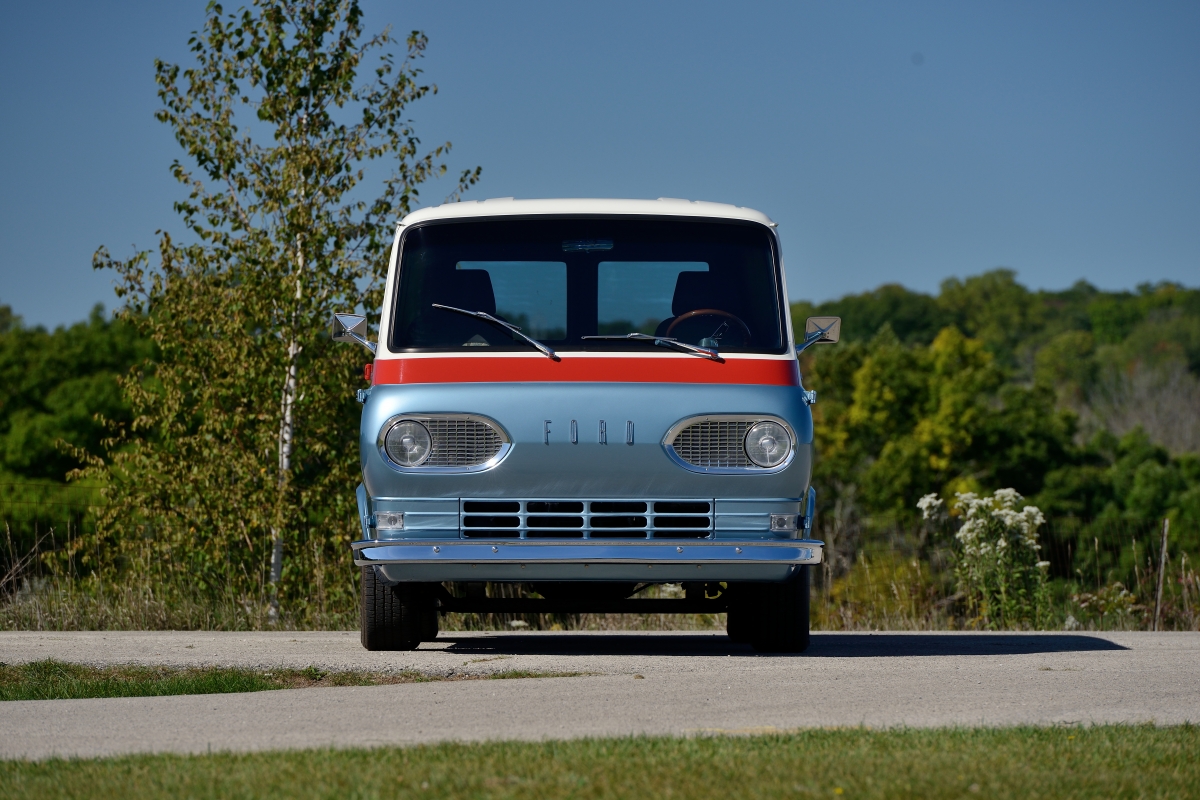1964 Ford Econoline (Shelby Racing School) – The Carroll Collection